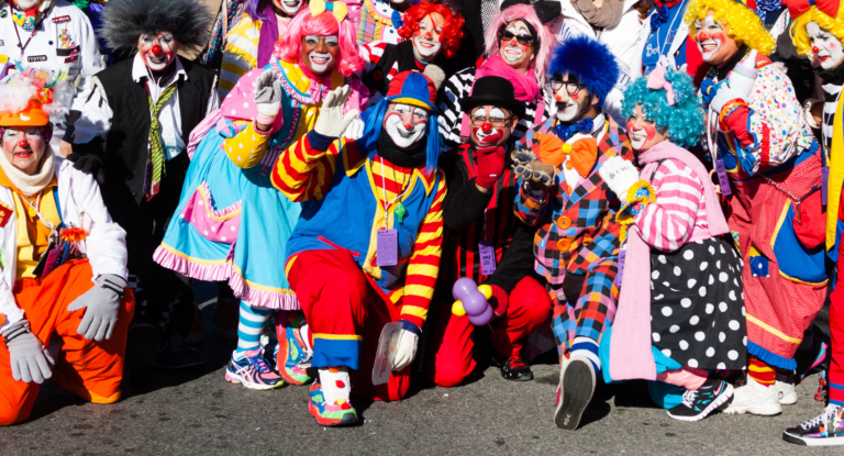 In the Spotlight: Top 5 Holiday Parades for Marching Bands ...